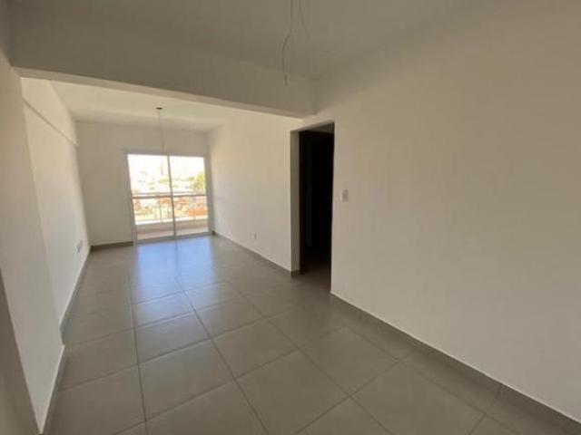 2 suítes Jd Iraja | Imobiliária Rosa e Rangel