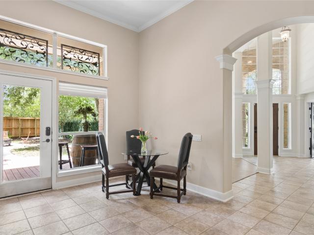 2 Surrey Run Pl, The Woodlands, TX 77384 | MLS #82668