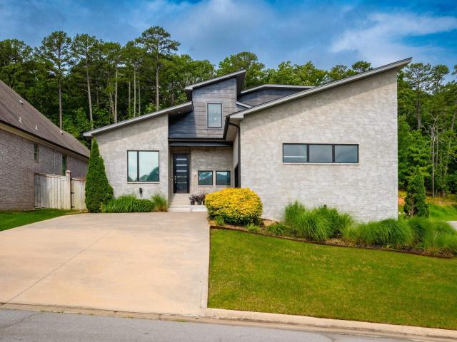 2 Sycamore Court
