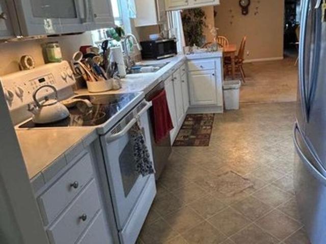 2 S 4 Seasons Rd, Palm Beach Gardens, FL 33410