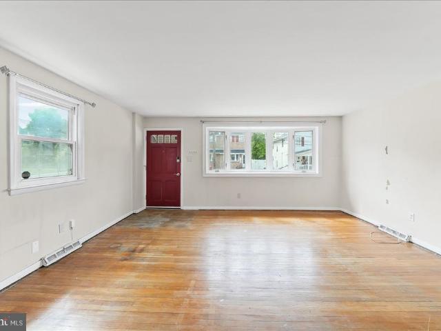 2 S Bonsall Avenue