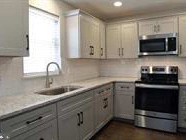 2 S Lime St, Unit 4, Quarryville, PA 17566 | Compass