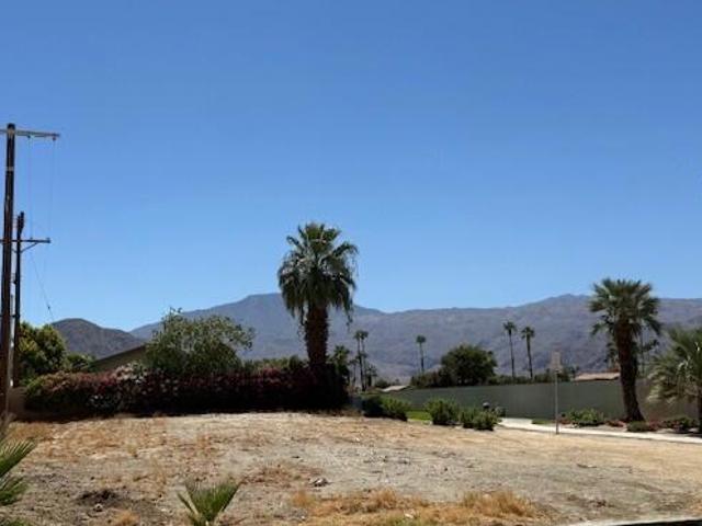 2 Sagebrush Ave
