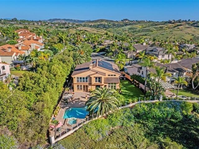 2 Salermo, Laguna Niguel, CA 92677