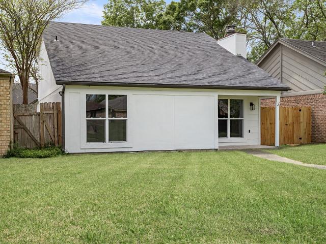 2 Sandelwood Trl Trail