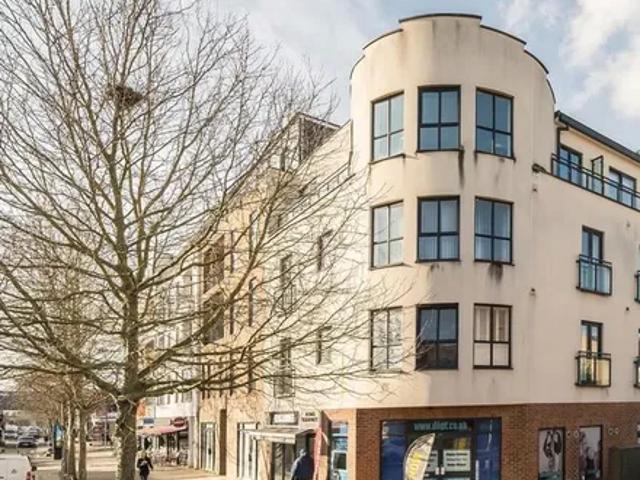 2 Sandringham Avenue, London, SW20 8JY, United Kingdom | 1 bed apartment for rent #140399181 | Rentberry