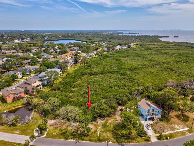 2 Seabreeze Dr, Tarpon Springs, FL 34689 | MLS #TB8378