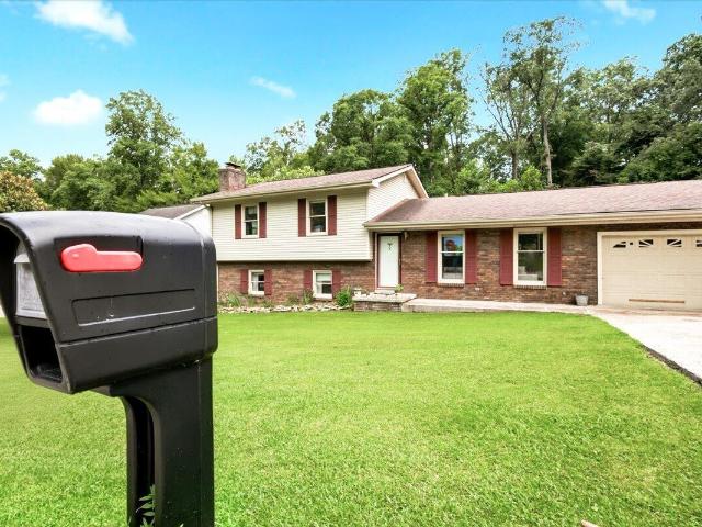 2 Shady Brook Lane