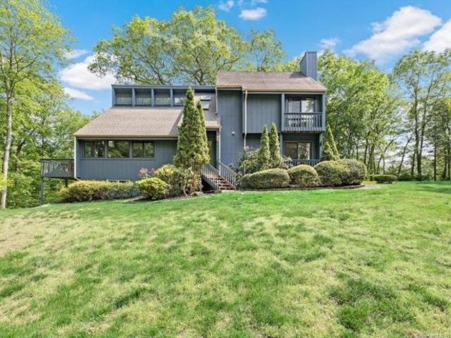 2 Shady Ln, Stamford, CT 06903