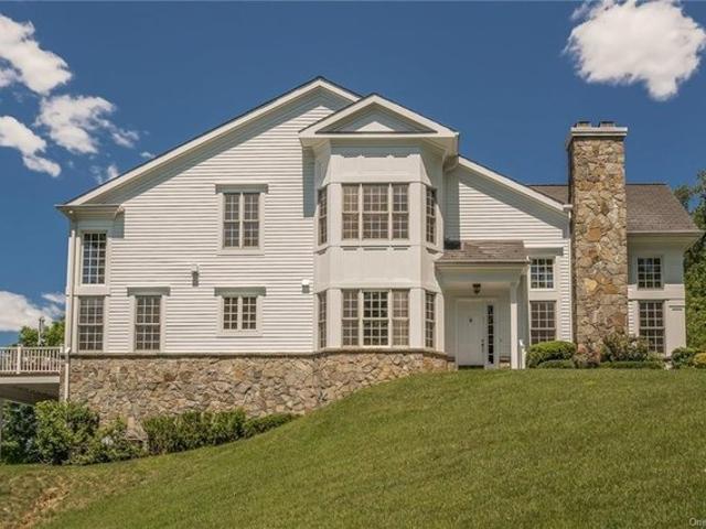 2 Shadow Tree Ln, Briarcliff Manor, NY 10510