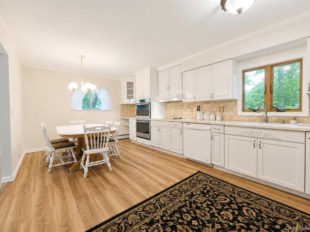 2 Shenandoah Boulevard