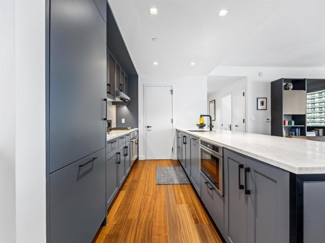 2 Shore Lane # 501s