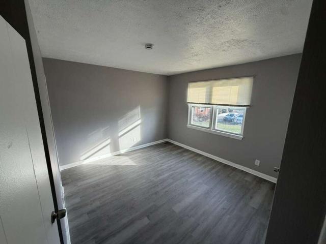 2 SLA Superior Luxor 1 Bedroom Apartment for Rent at 13984 Superior Rd, East Cleveland, OH 44118 East Cleveland