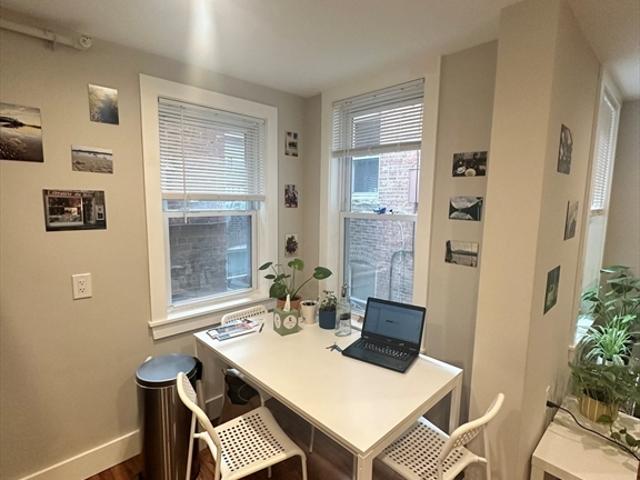 2 Snelling Pl, Unit 1, Boston, MA 02113 | MLS #73495 | Compass
