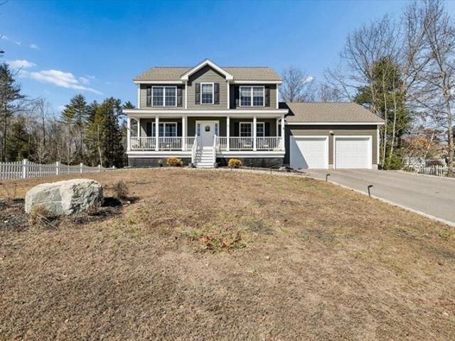 2 Sonoma Ln, Concord, NH 03303