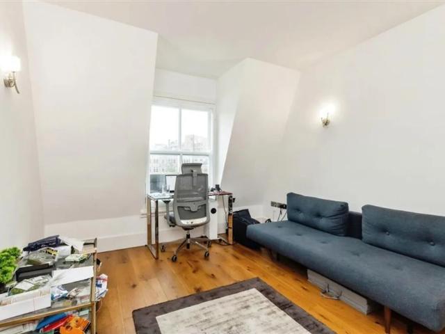 2 South Parade