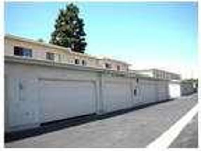 2 Spacious BR in Lomita. Washer/Dryer Hookups!