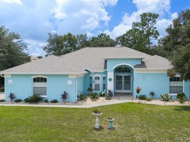 2 Speceberry Ct S, Homosassa, FL 34446