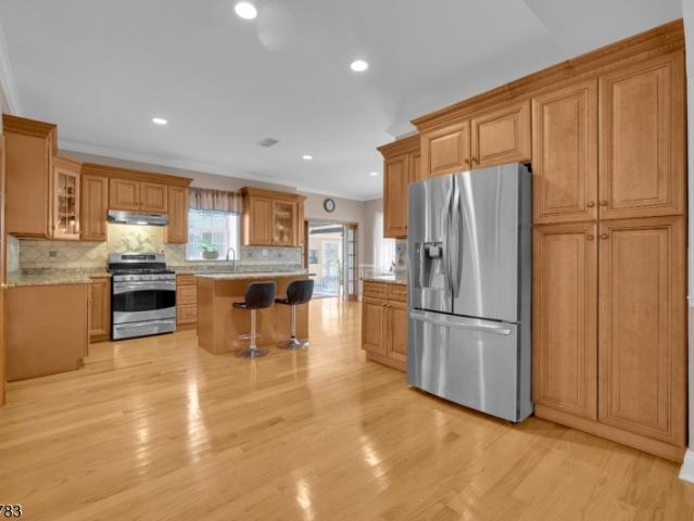 2 Spring Brook Ln