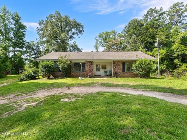 2 Turner Loop, New Augusta, MS 39462