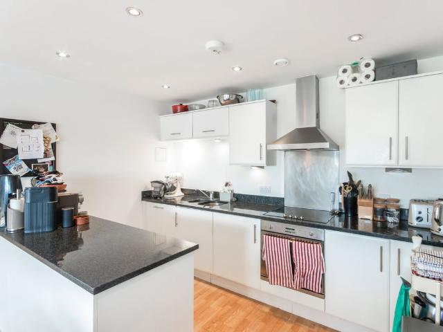 2 Tyssen Sreet, Hackney E8, 2 bed flat to rent, £2,600 pcm | PrimeLocation