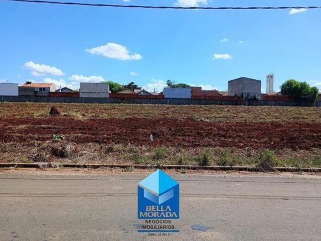 2 terrenos com 1.400 m² em Santa Maria Tietê