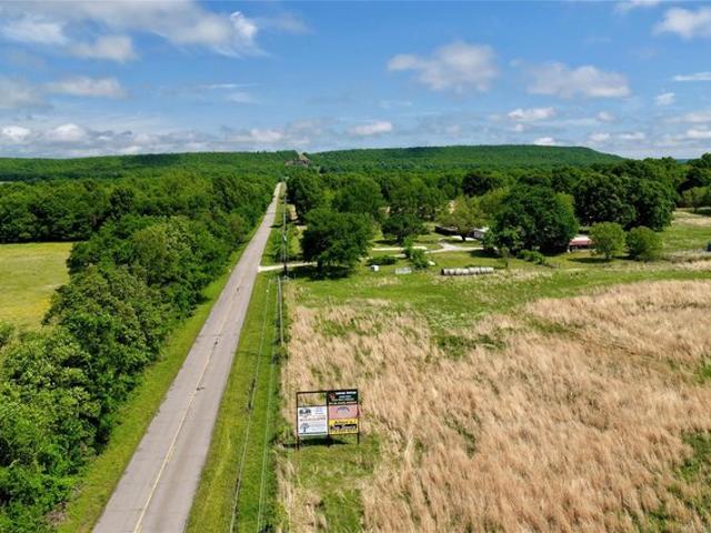 2 Texanna Rd, Checotah, OK 74432