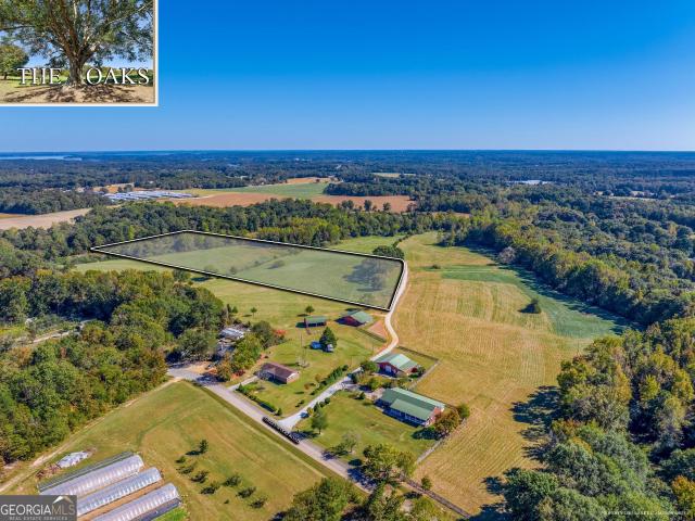 2 The Oaks Drive