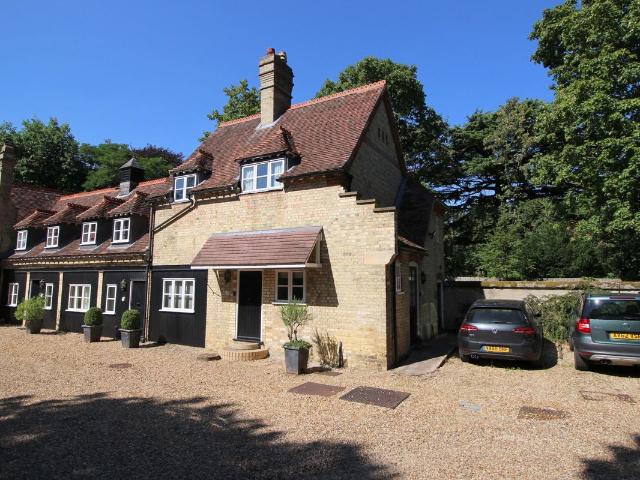 2 The Stables, Pinehurst CB3, Studio to rent, £1,295 pcm | PrimeLocation