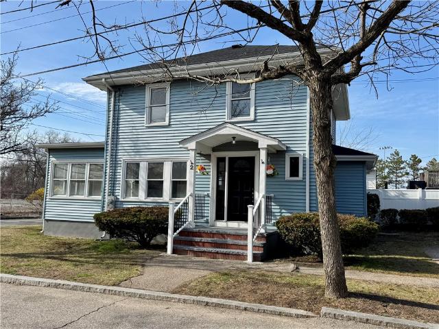 2 Tobyhanna St, Providence, RI 02910 | MLS #1409 | Compass
