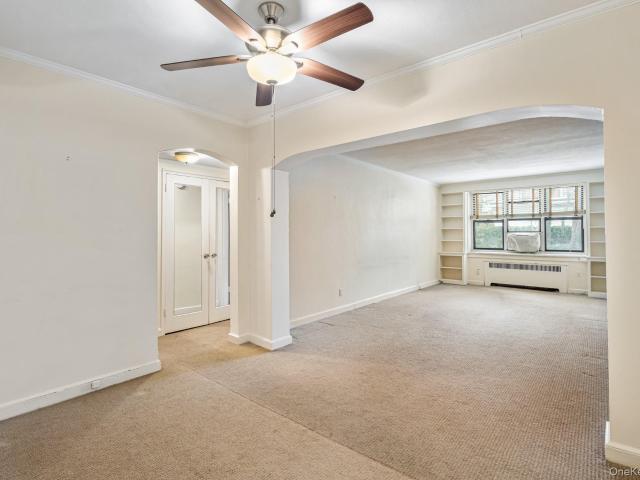 2 Town House Pl, Unit 2L, Great Neck, NY 11021 | Compass