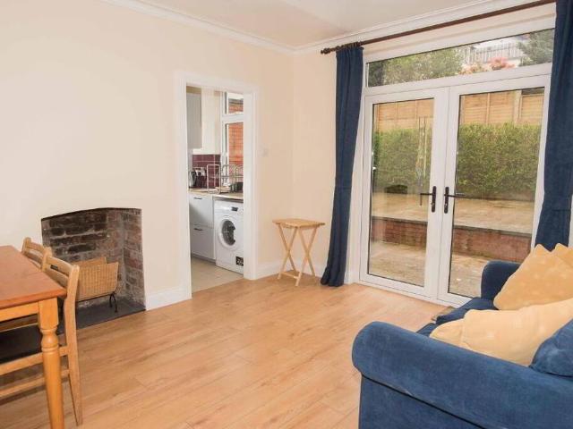 2 Ulsterville Drive, Belfast, BT9 7BD