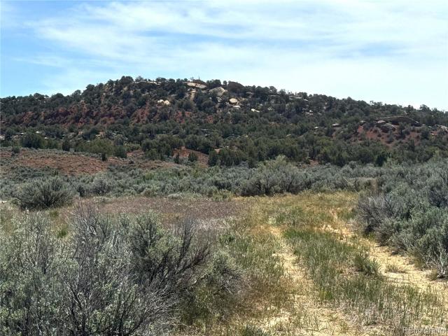 2 Valley Lane
