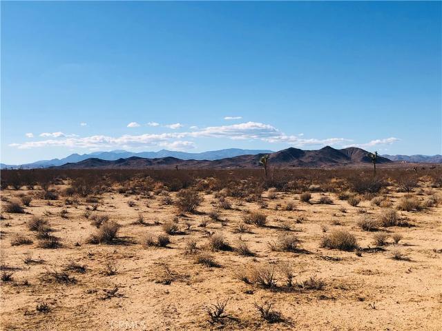 2 Venus St, Joshua Tree, CA 92252 | MLS #JT26017