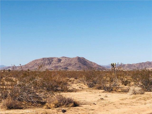 2 Venus St, Joshua Tree, CA 92252