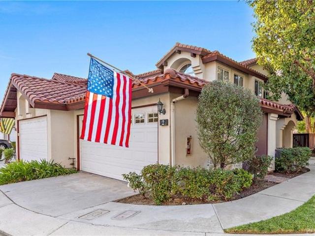 2 Via Entrada, Rancho Santa Margarita, CA 92688