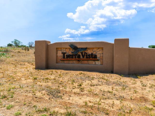 2 Vista Verde Way