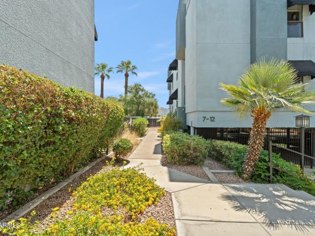 2 w georgia avenue # 9