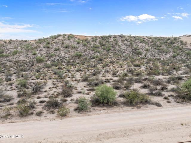 2 W Grantham Ranch Rd, Unit 2, Wickenburg, AZ 85390 | MLS #6932