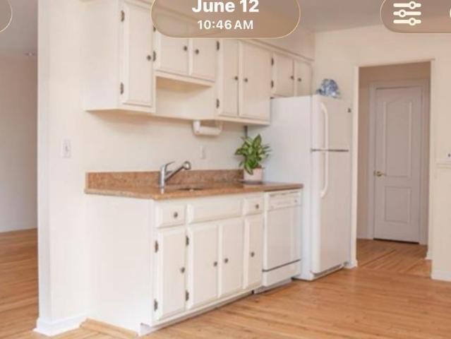 2 W Lawrence Park Drive 12