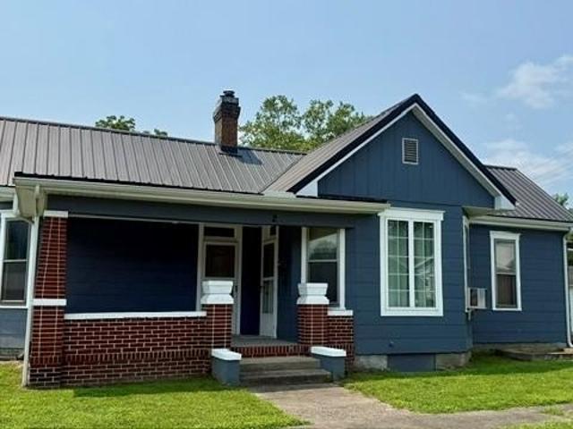 2 W Mound St, Jackson, OH 45640