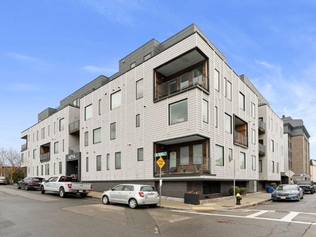 2 W Sixth St, Unit 108, Boston, MA 02127 | MLS #73497