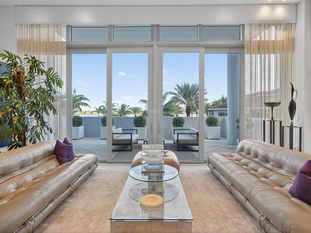 2 Water Club Way Apt 301, North Palm Beach, FL 33408