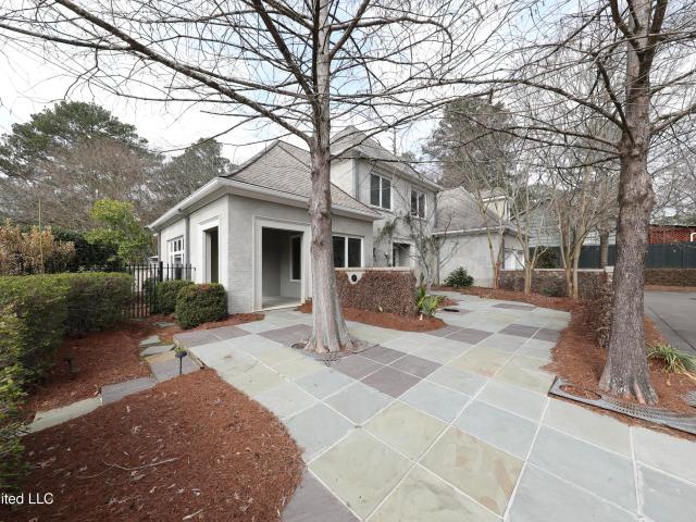 2 Waterstone Place