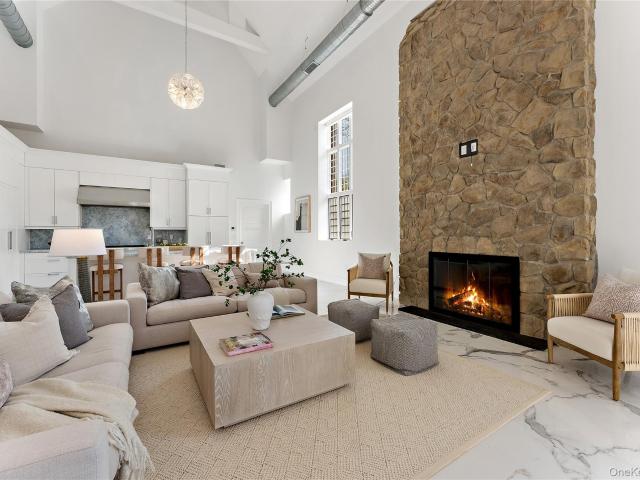 2 Weaver Street 12