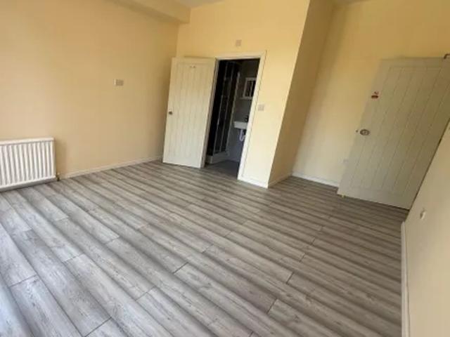 2 Welldon Crescent, London, HA1 1SH, United Kingdom | Room for rent #167547284 | Rentberry