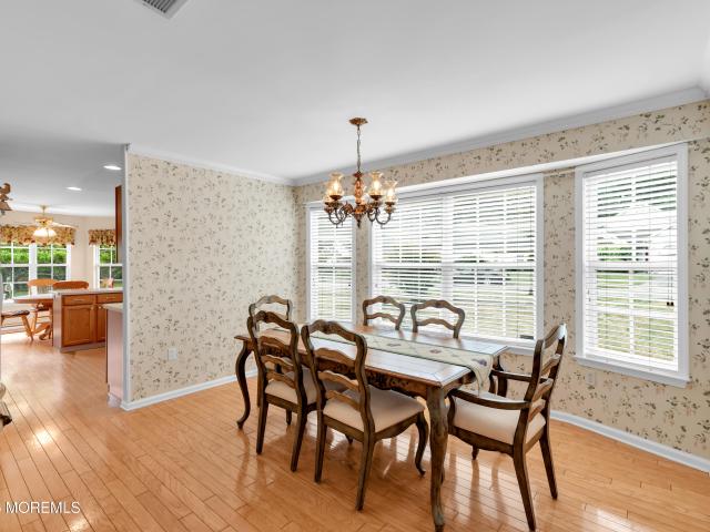 2 Wellington Lane
