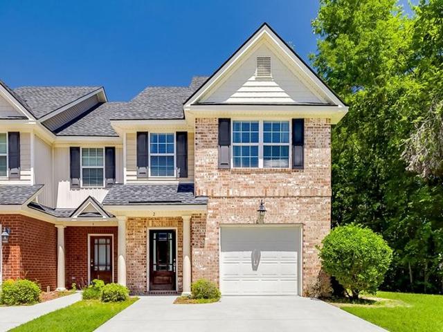 2 Wesley Park Dr, Savannah, GA 31419
