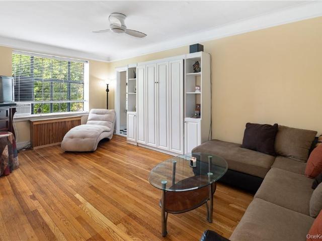 2 Westchester Avenue 2N
