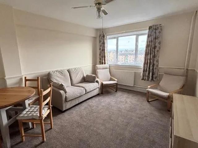 2 Westfield Court, City of Edinburgh, EH11 2RJ, United Kingdom | 3 bed apartment for rent #139544422 | Rentberry